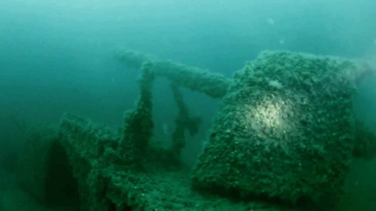 Moskva wreck.avi - YouTube