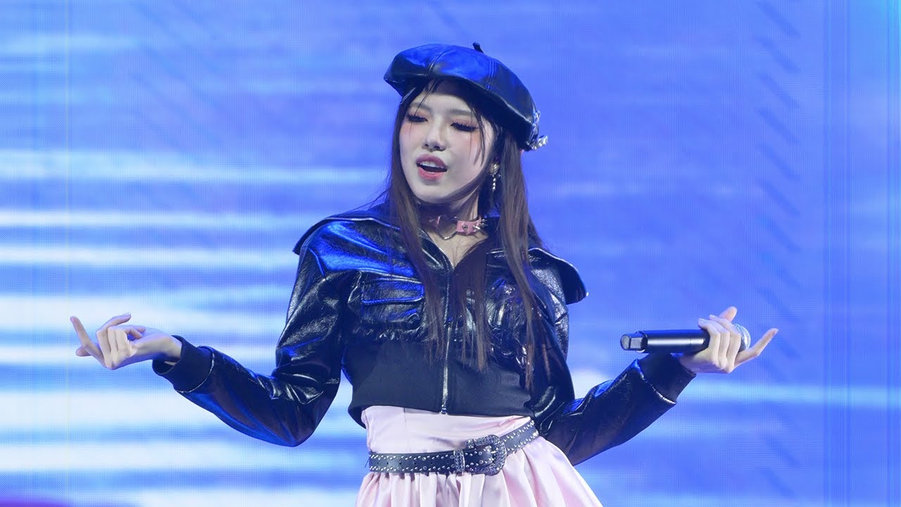 Minnie ALALA - ไม่ใช่เธอ (Position) Fancam Monster Music Festival ...