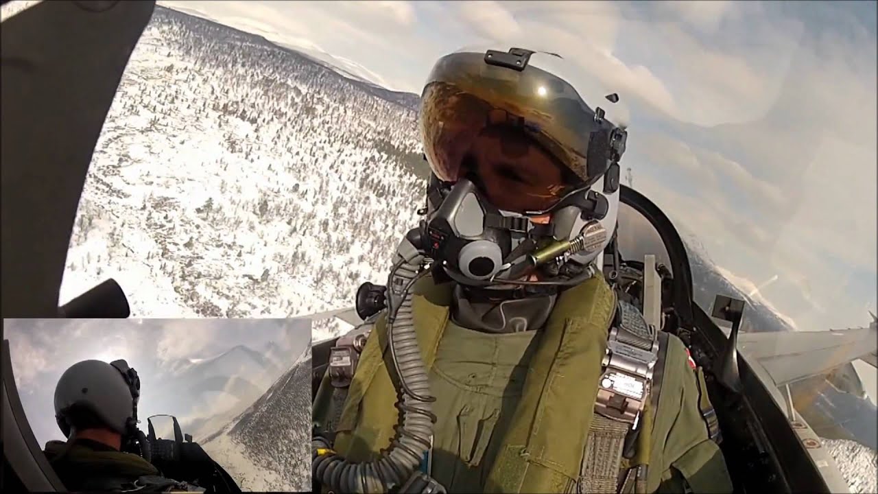 F-16 Low Level in Norway - YouTube