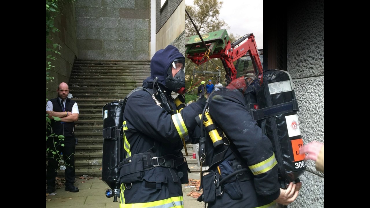 Basingstoke Fire station 2016 - YouTube