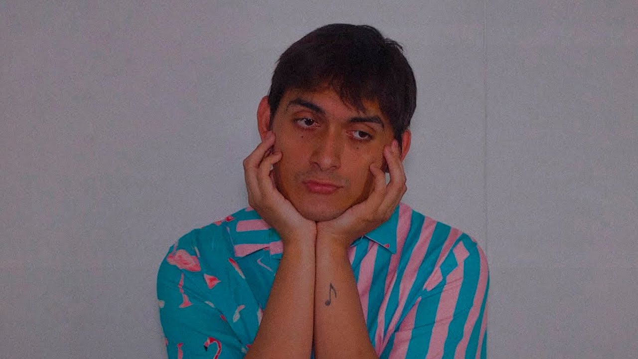 Greg August - Flamingo (Official Music Video) - YouTube
