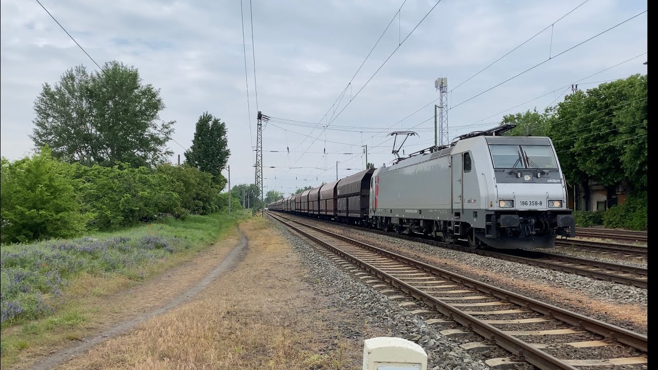 Bombardier TRAXX 186 358-8 (PSZ - Akiem) - YouTube
