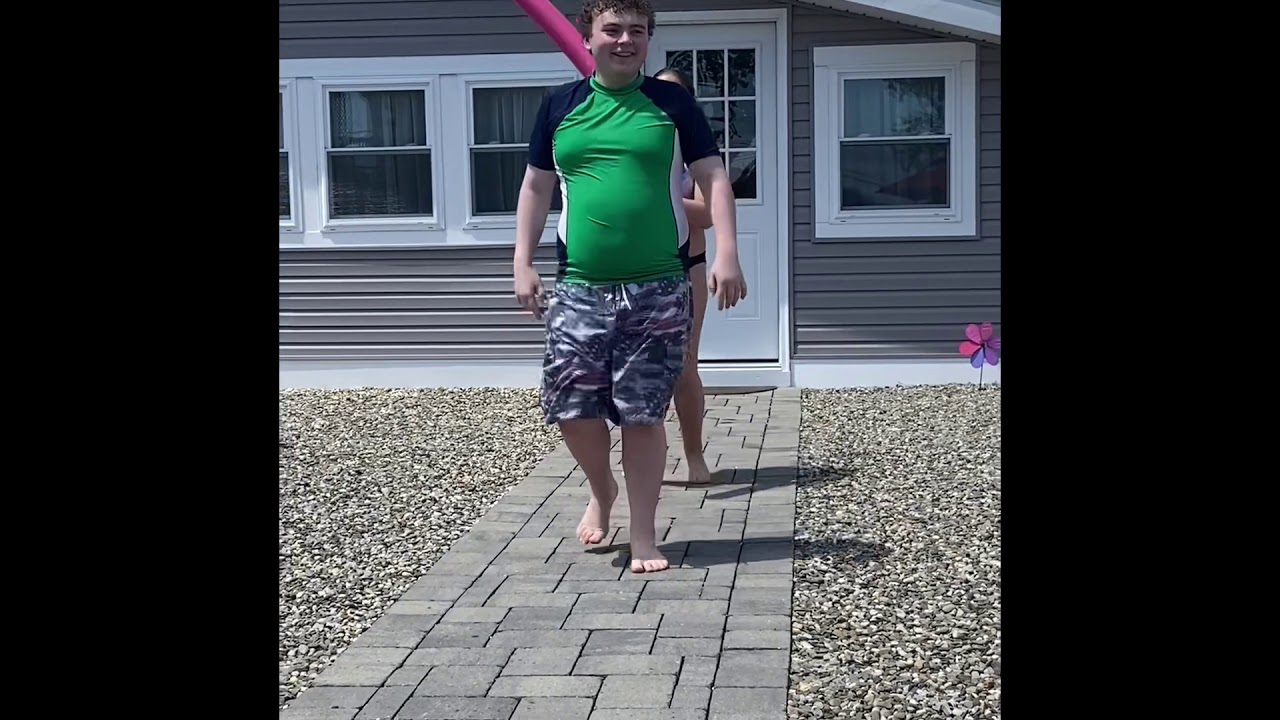 Beach brawl - YouTube