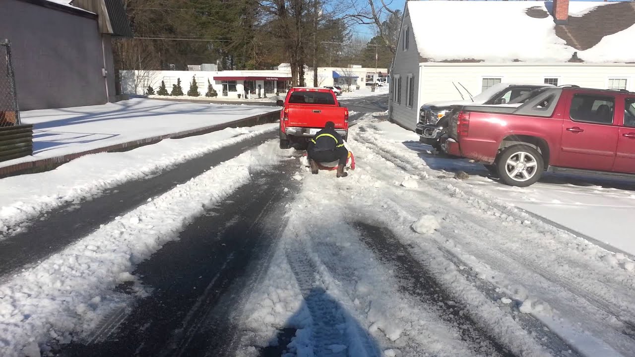 Redneck snow removal - YouTube