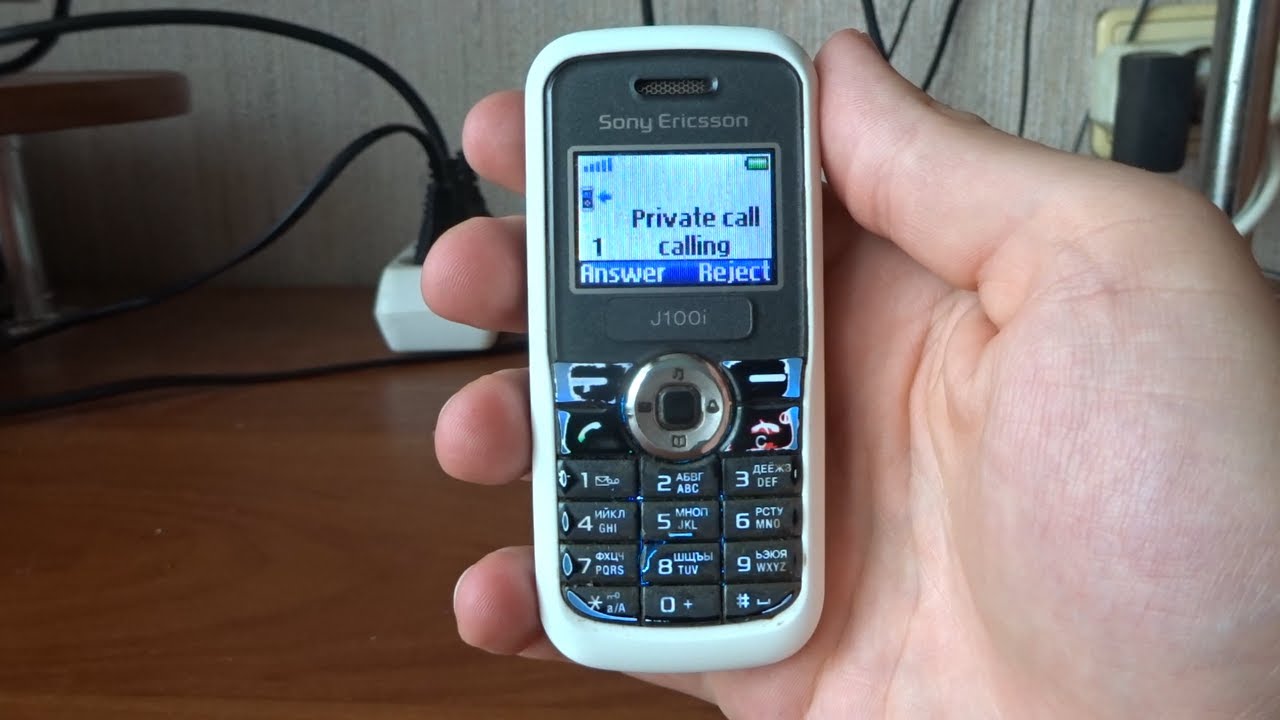 Sony Ericsson J100i incoming call - YouTube