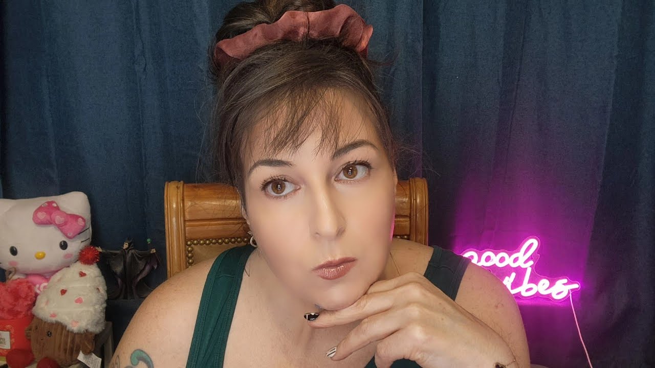 Let's Try Out MCoBeauty - A Dupe Brand From Australia - YouTube