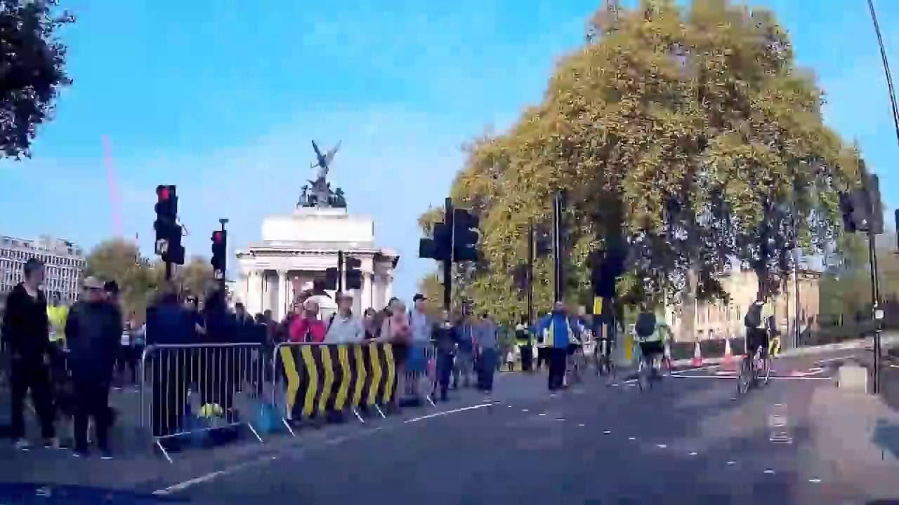 Royal Parks Half Marathon - Route - YouTube