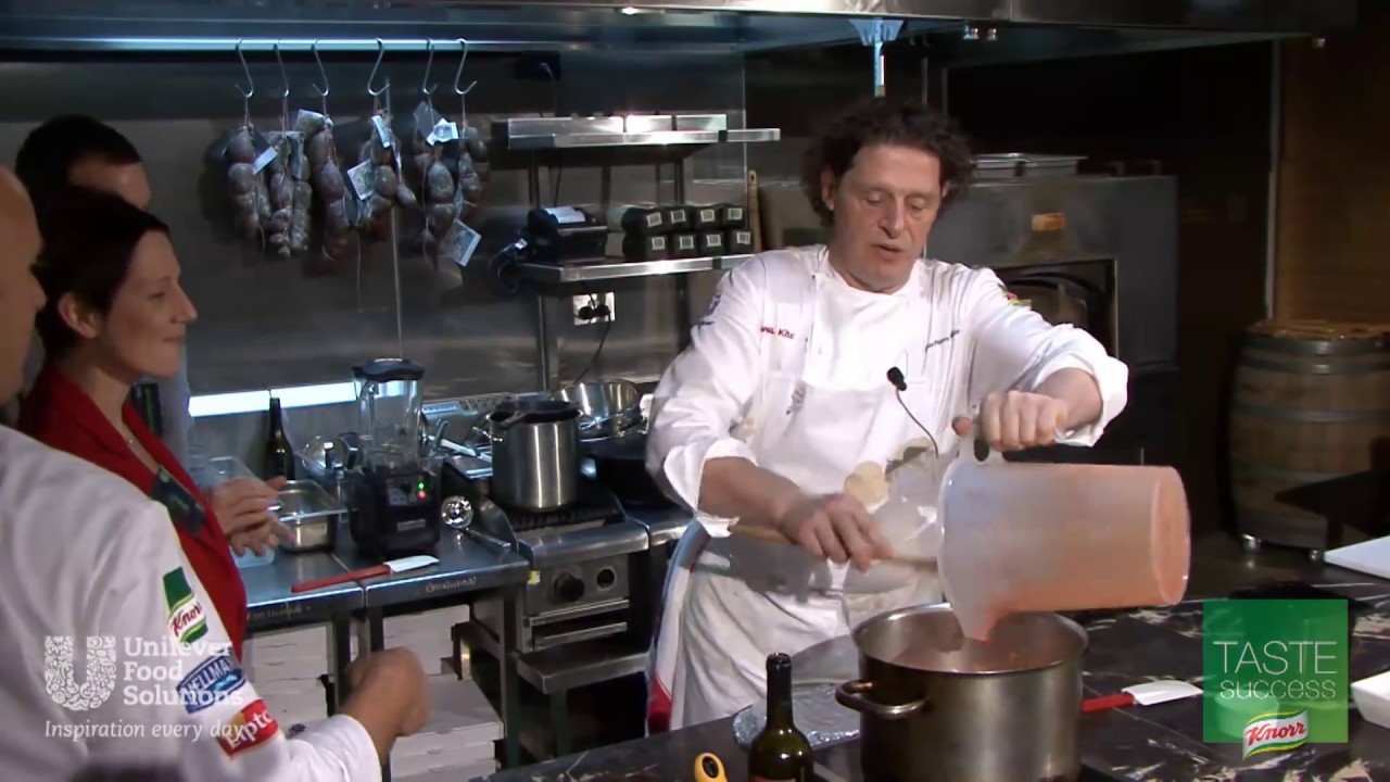 Marco Pierre White's Pumpkin Soup with KNORR Chicken Booster - YouTube