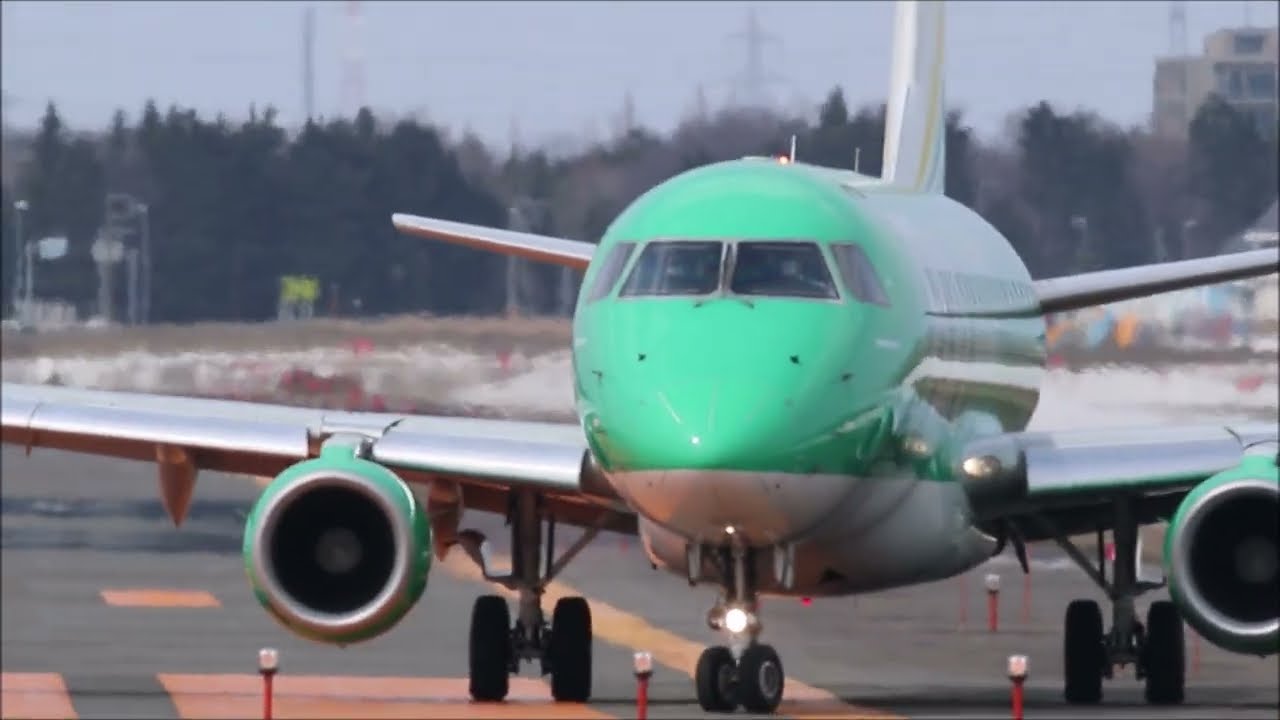 丘珠 横風フライト FDA HAC - YouTube