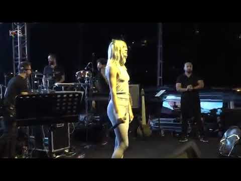 Aleyna tilki izmir konseri