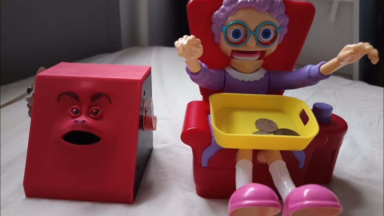 Spooky Creepy / Face Coin Bank - YouTube