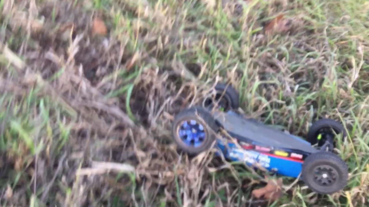 RC Car speed run and jumps - YouTube