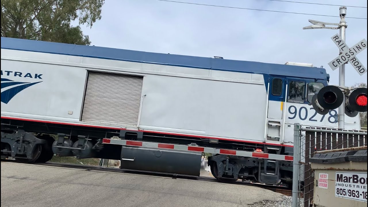 Amtrak 157 Big Game Train Leading #14 Coast Starlight With NCPU ...