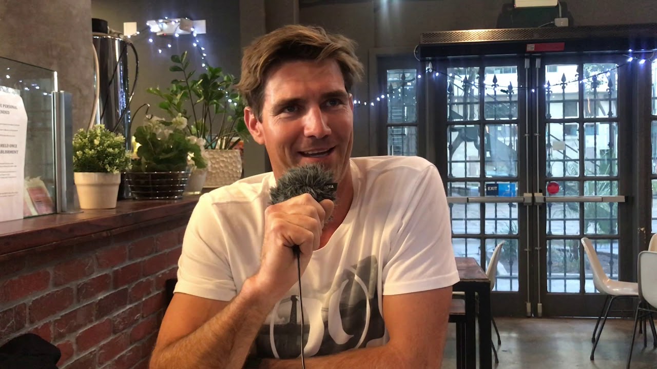 Australian actor Daniel Gaut on learning the American accent - YouTube