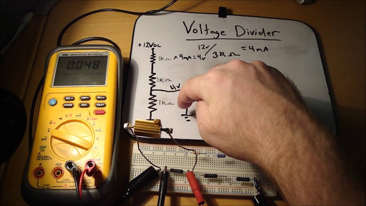 Voltage Divider Circuit - YouTube