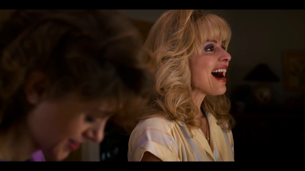 Stranger Things - Nancy & her Mom have a heart to heart talk (3x04 ...