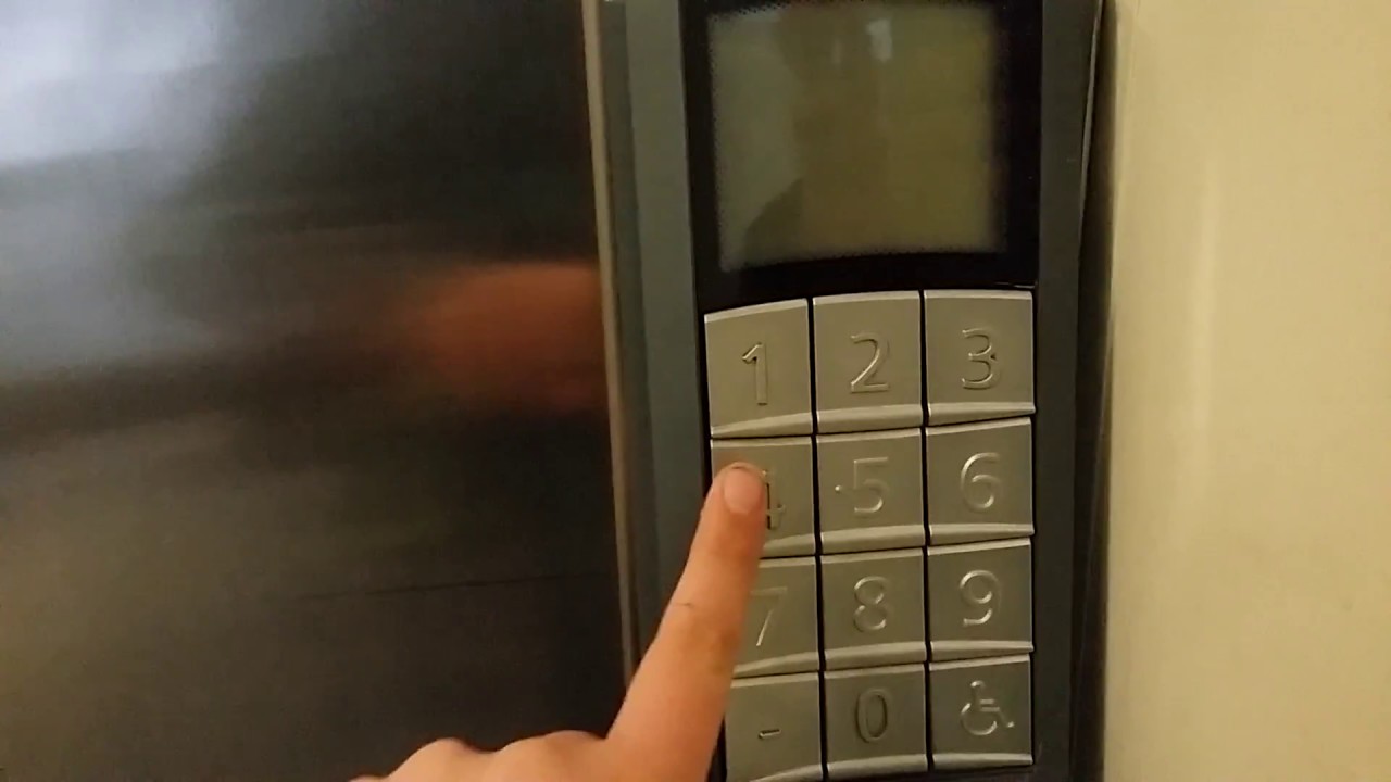 Extremely rare Schindler Mobile 630 in Rostock - YouTube