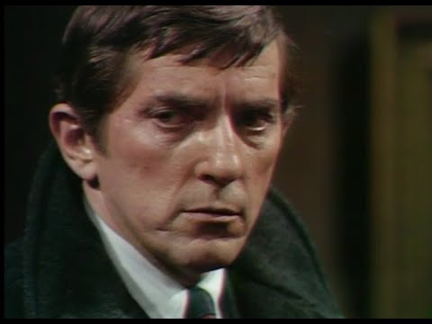 Jonathan Frid ~ Barnabas Collins of DARK SHADOWS - YouTube