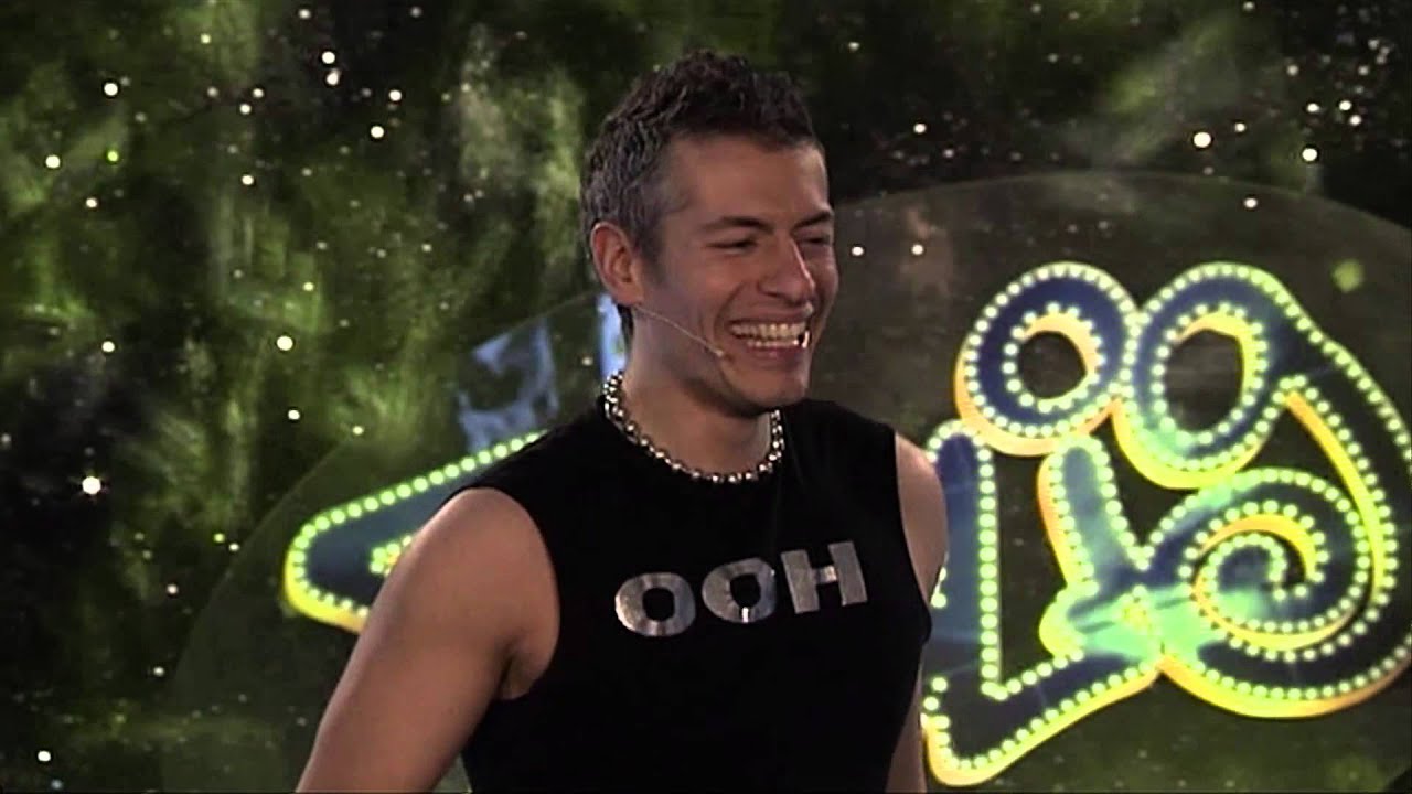 Jonny Groove: "Per andare a ballare non basta avere il fisico..." - YouTube