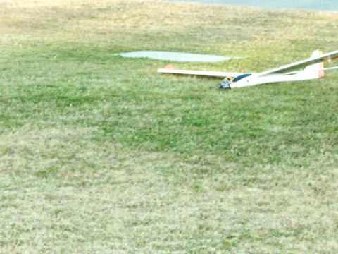 Mike launches Gentle Lady RC glider - YouTube