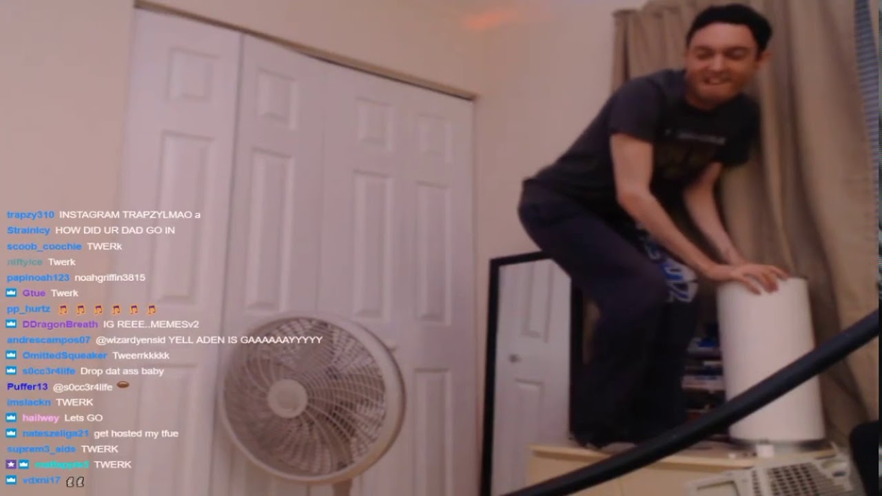 Wizard Yensid Dancing On His Desk - YouTube