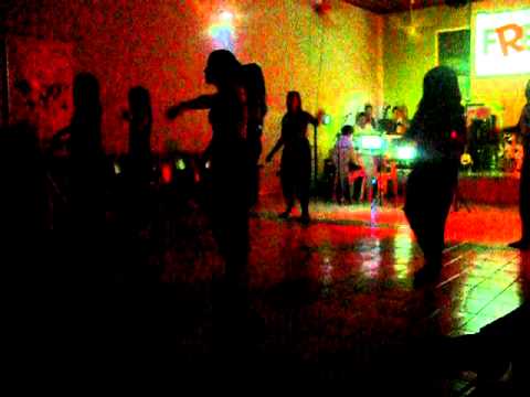 Noite Jovem Free - Meninas Dançando