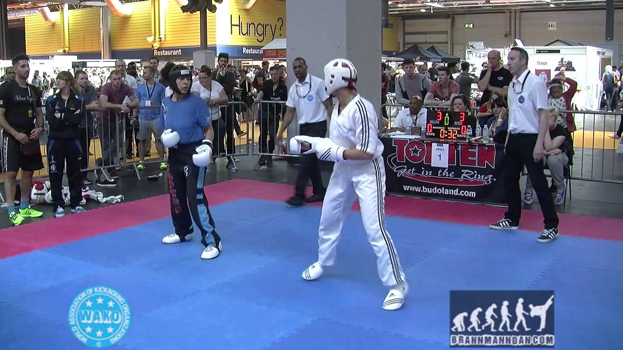Gaynor Morgan v Paris Jackson Top Ten British Championships 2014 - YouTube