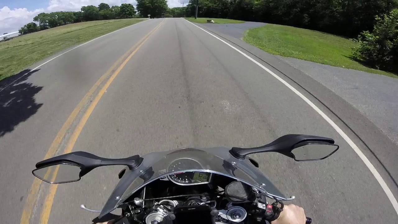 CBR 1000 RR Country road and car - YouTube