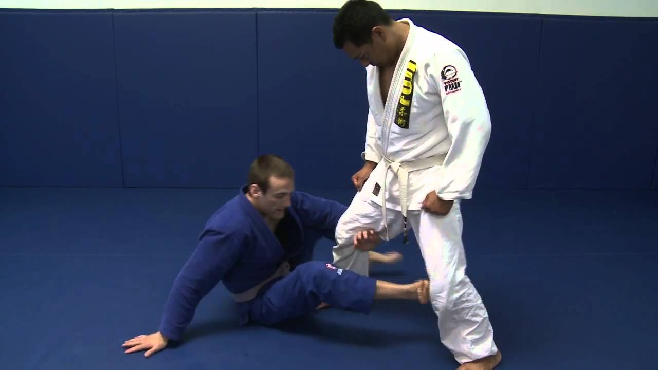 Guard - L13 - Open Guard - De La Riva Guard & Sit Up Guard Continued ...