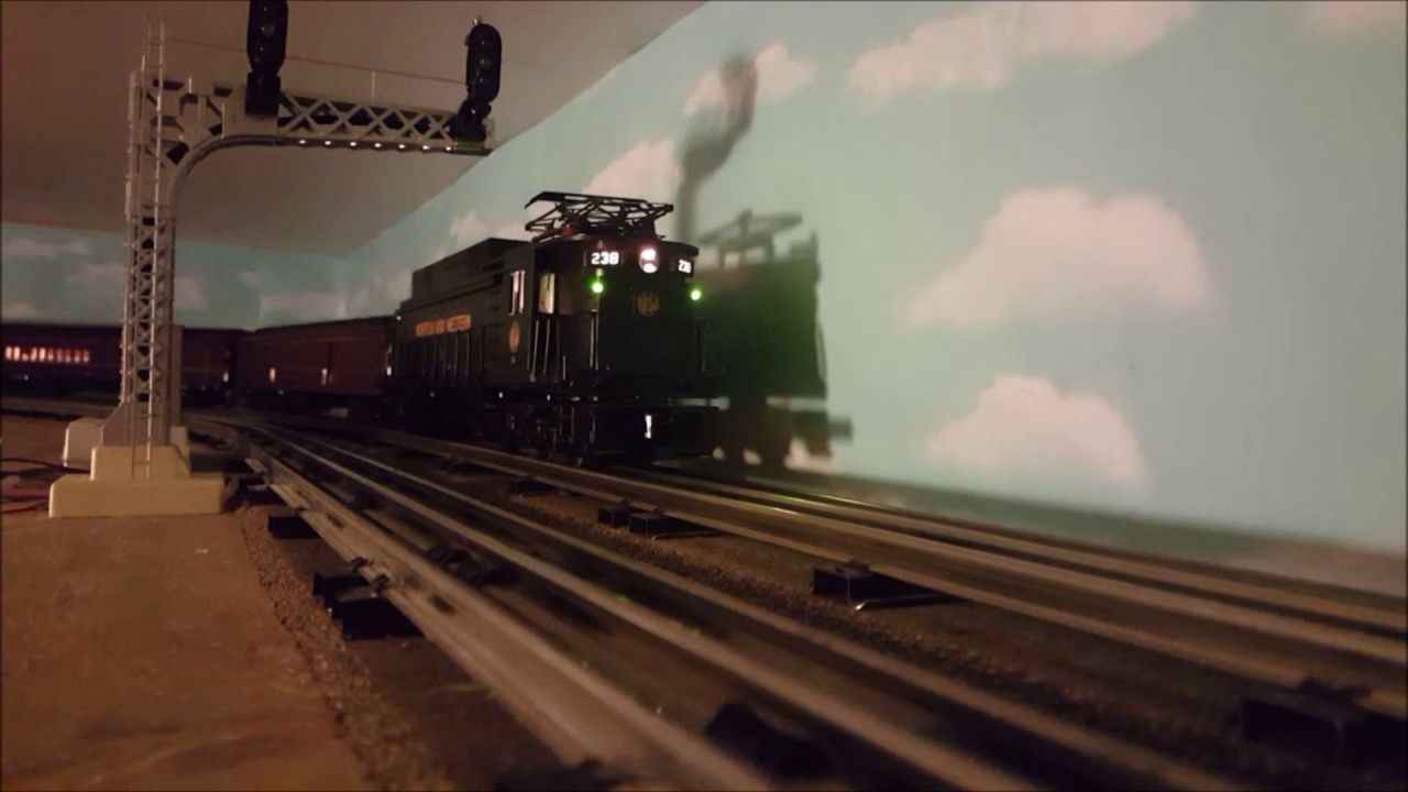 E33 Electric train - YouTube