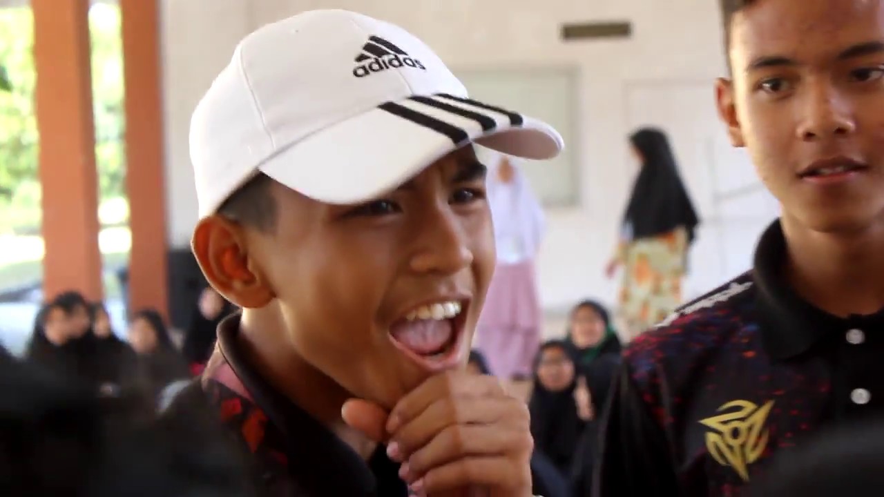 KEM LE'FAMILIA SMAP LABU 2018 - YouTube