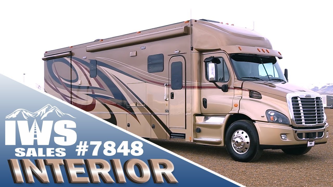 2019 Renegade Classic Interior - Tandem Axle and Freightliner Chassis ...