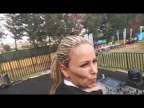 dj başak söyük bayan dj istanbul başak söyük dj basak soyuk DJ BAŞAK SÖYÜK bayan dj kiralama