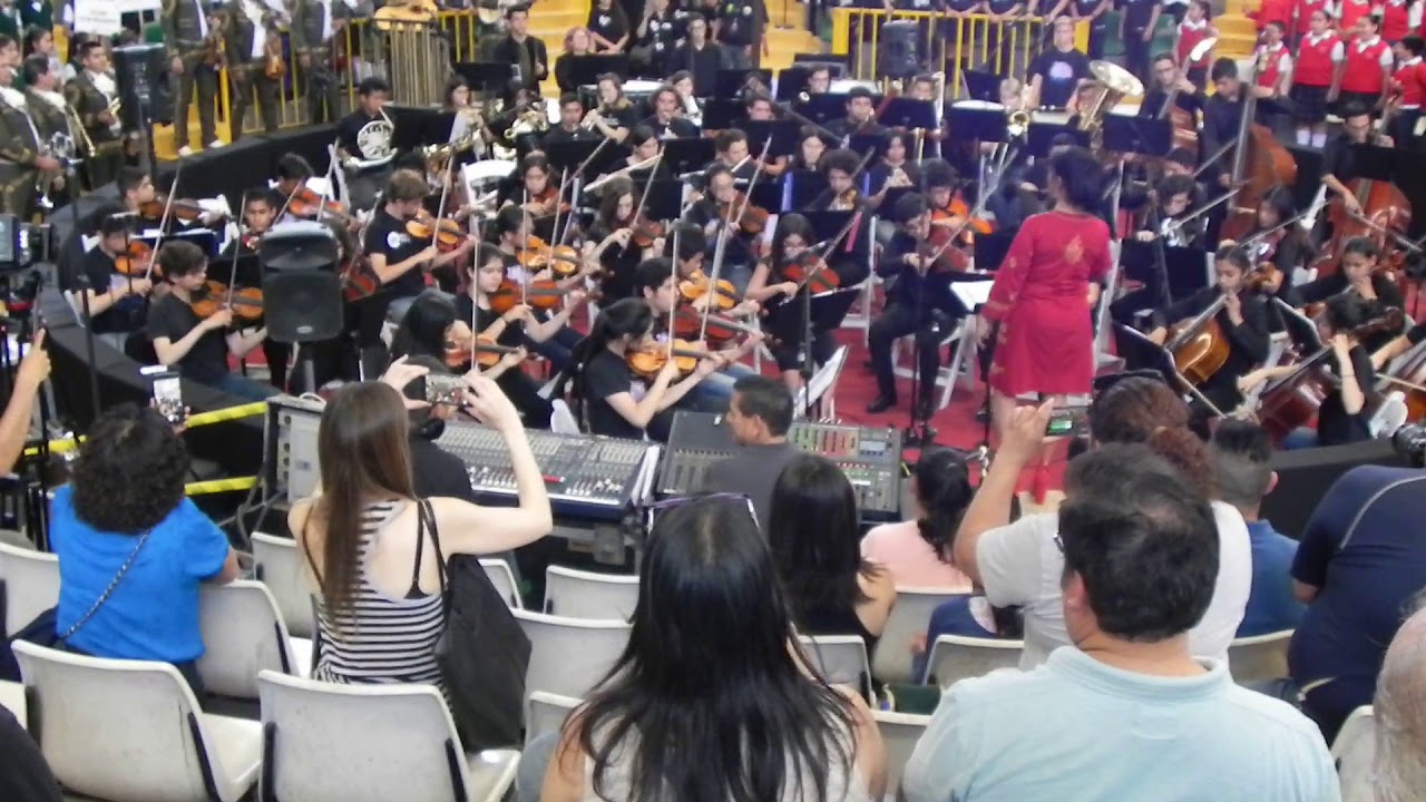 PURO CACHANILLA, ORQUESTA JUVENIL DE LAS CALIFORNIAS - YouTube