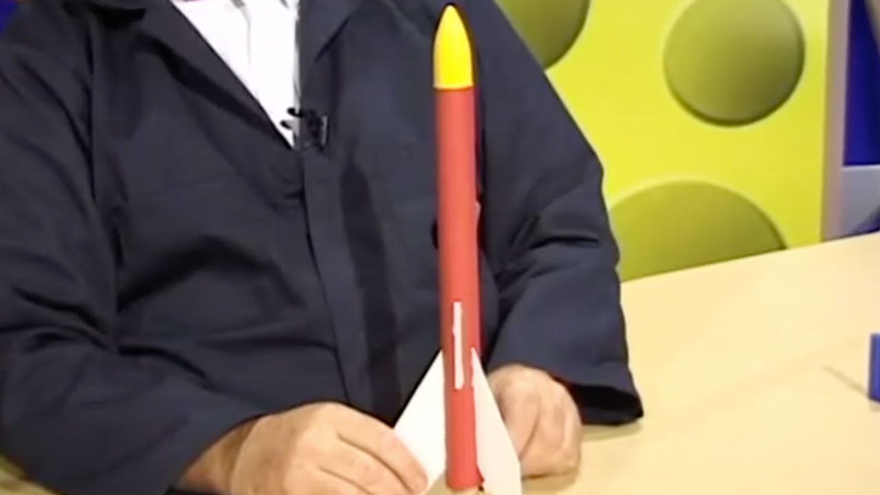 Dr. Zoon: Pitsco Rocket Kit - YouTube