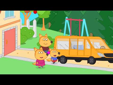 Baby Lucia doing shopping in Toy Cars store with Mom. Fox Family ...