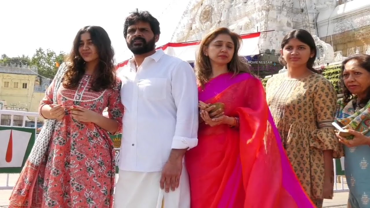 Tamil Actor Shaam With His Wife And Daughters In Tirumala Hill Shrine ...