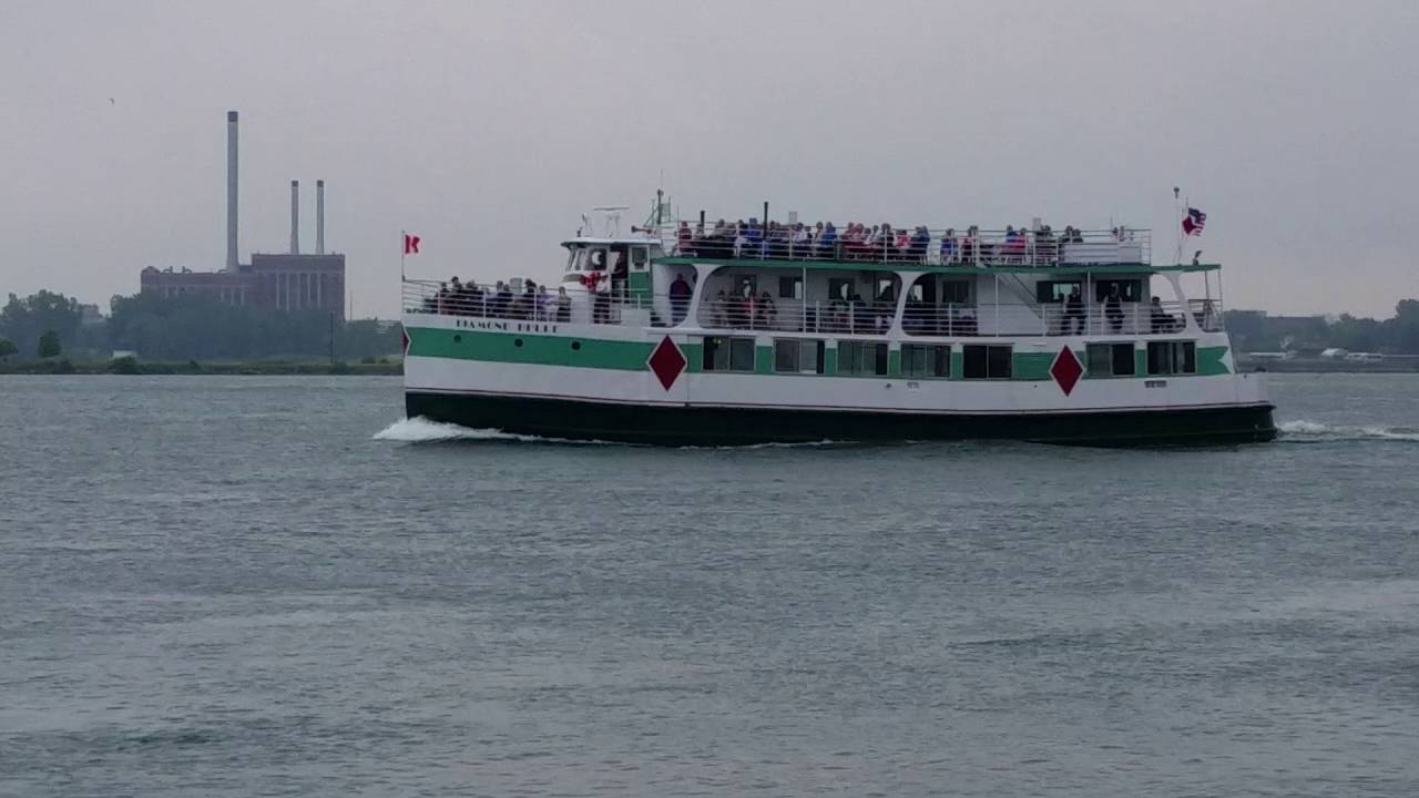 Diamond Jack river tours, tour boat on the Detroit River - YouTube