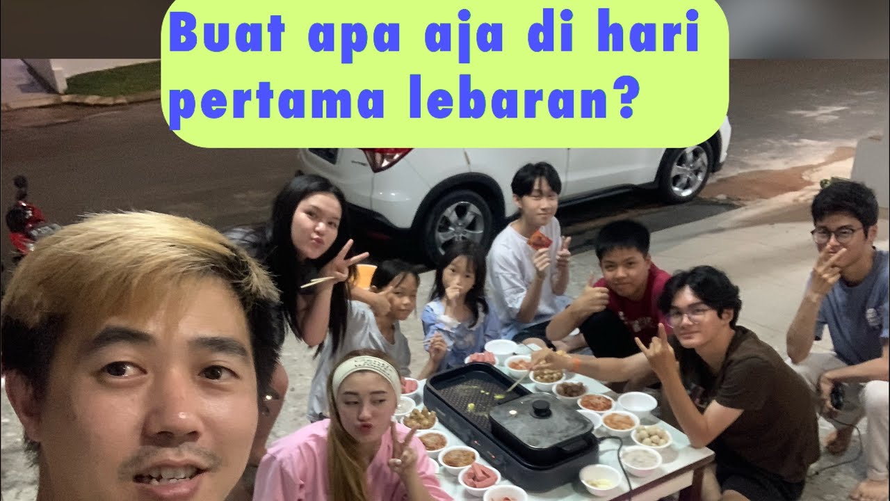 Hari Lebaran Pertama | BBQ dan Main Kartu - YouTube