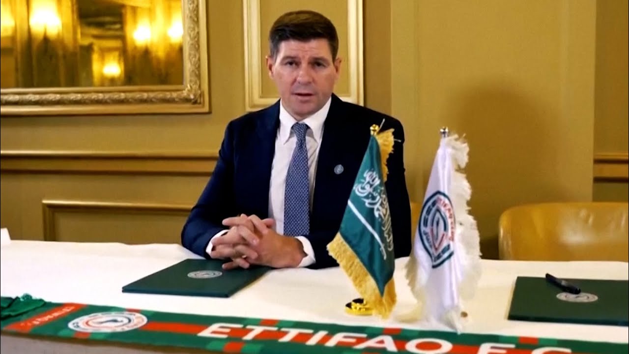'Family feel is the key to joining Al-Ettifaq!' | Steven Gerrard takes ...