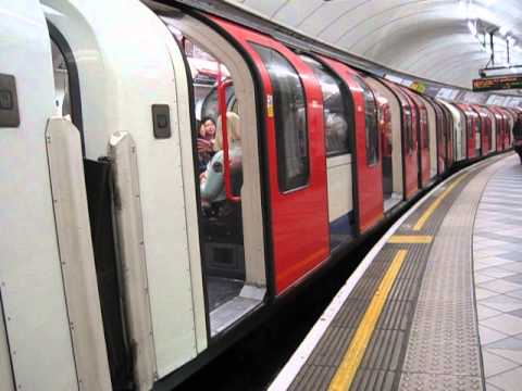 Central Line train at Bank - YouTube