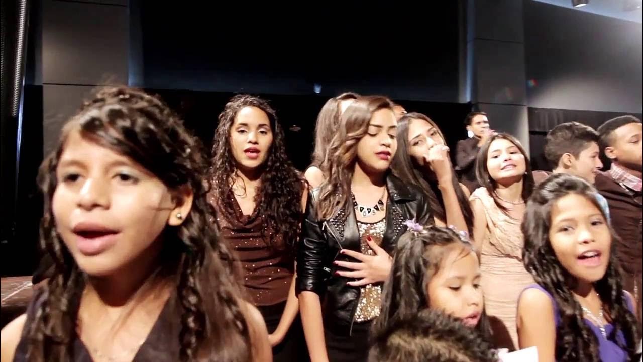 Venezuela . Libny Pacheco y Manuel Marval - YouTube