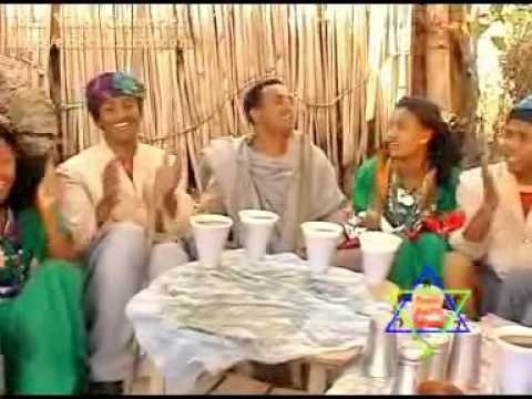 best ethiopia bahilawi music video ጎጃም .avi - YouTube