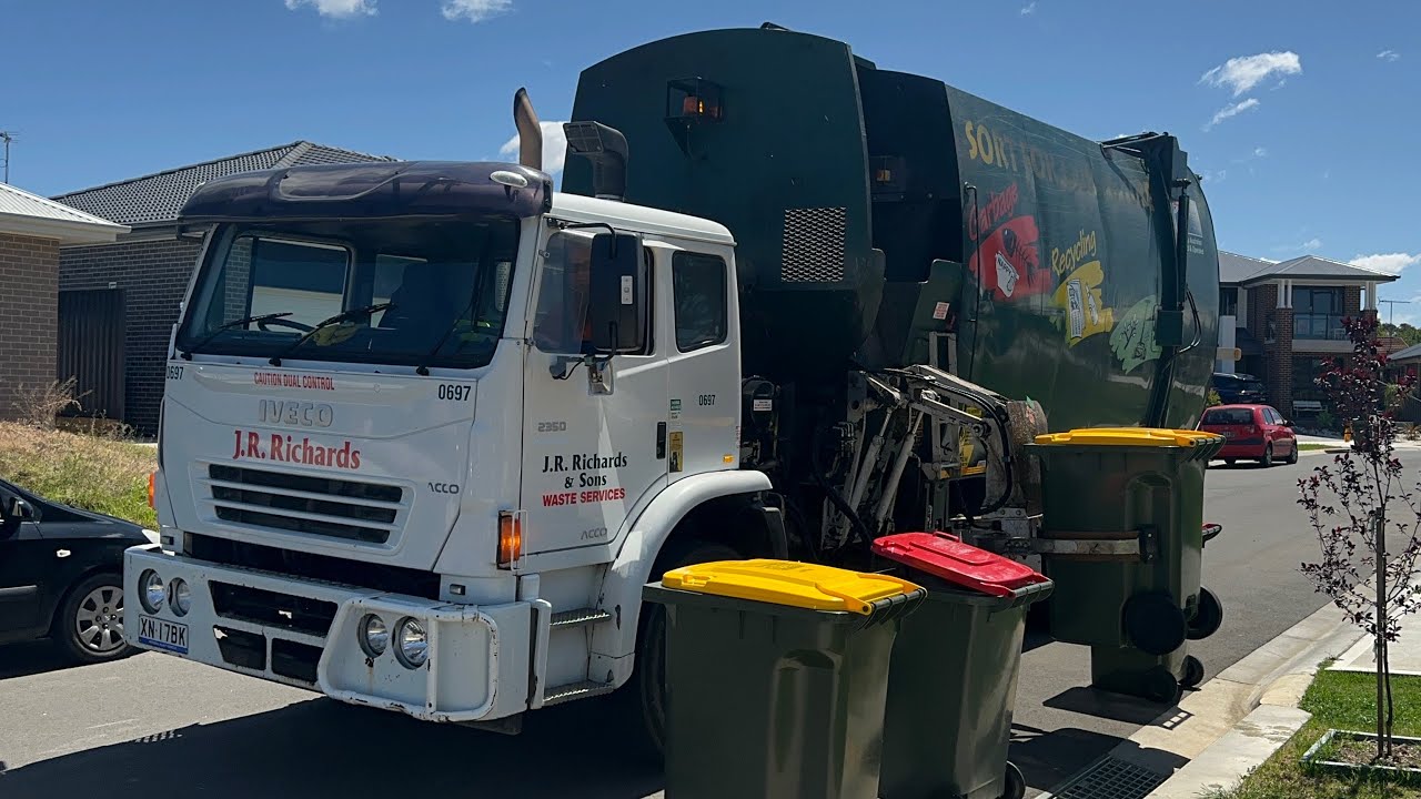 Wollondilly Recycle - Ex Mid Coast 0697 - YouTube