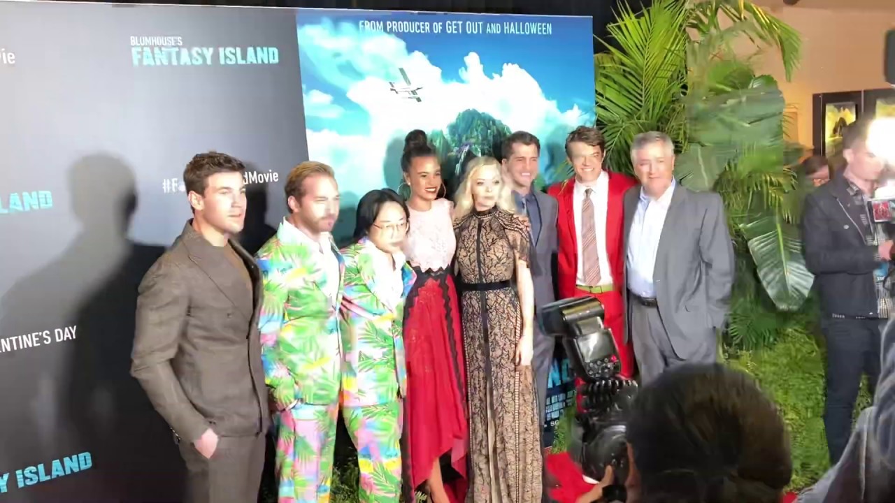 Cast photo video “Fantasy Island” red carpet - YouTube