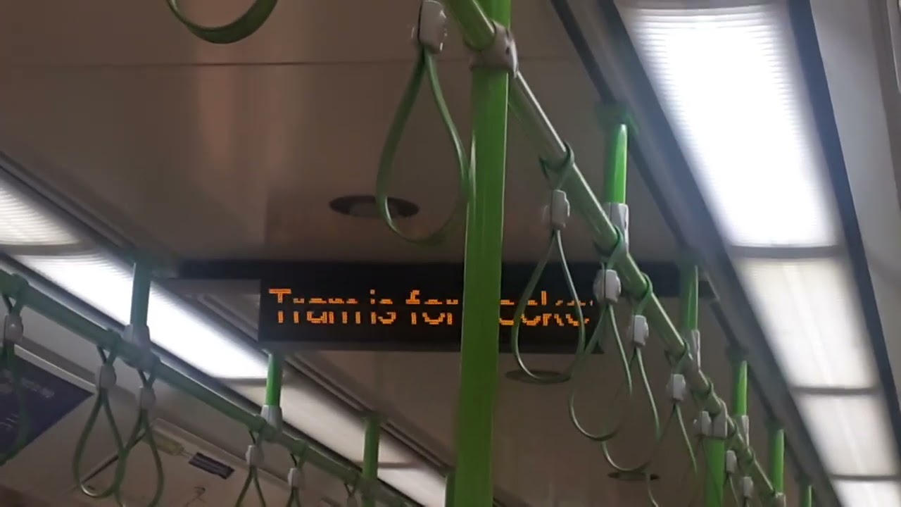 *[TRAM ANNOUNCEMENT]* - *"This Tram is For Beckenham Junction."* - YouTube