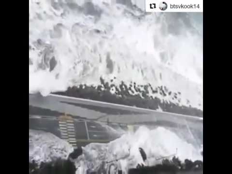 Tsunami Korea - Typhoon Chaba hits Busan South Korea - K - YouTube