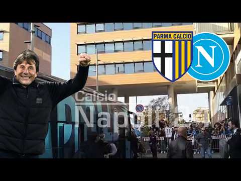 L'arrivo del  NAPOLI a PARMA: accoglienza SUPER per Antonio CONTE e gli azzurri!