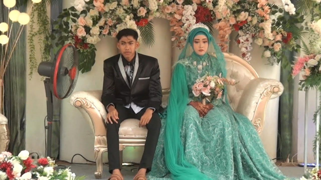Pengantin Ketika Pertama X Duduk di Pelaminan - YouTube