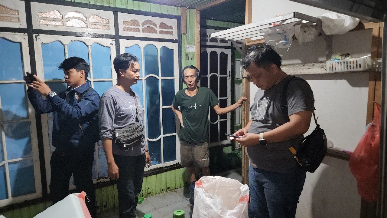 PRIA KAPUAS DIAMANKAN TIM RESMOB MACAN KAPUAS!! ISI GALON PROF DENGAN ...